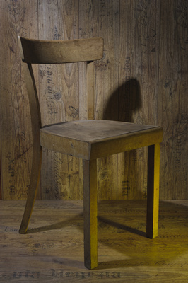 Kostenloses Foto: Ein Stuhl ist ein Sthul - pixelio.de